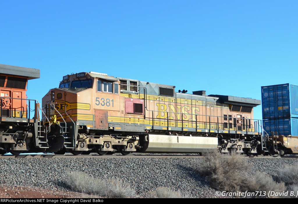 BNSF 5381